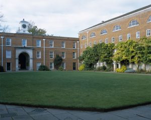 Raymond Erith’s Library at Lady Margaret Hall, Oxford – The Twentieth ...