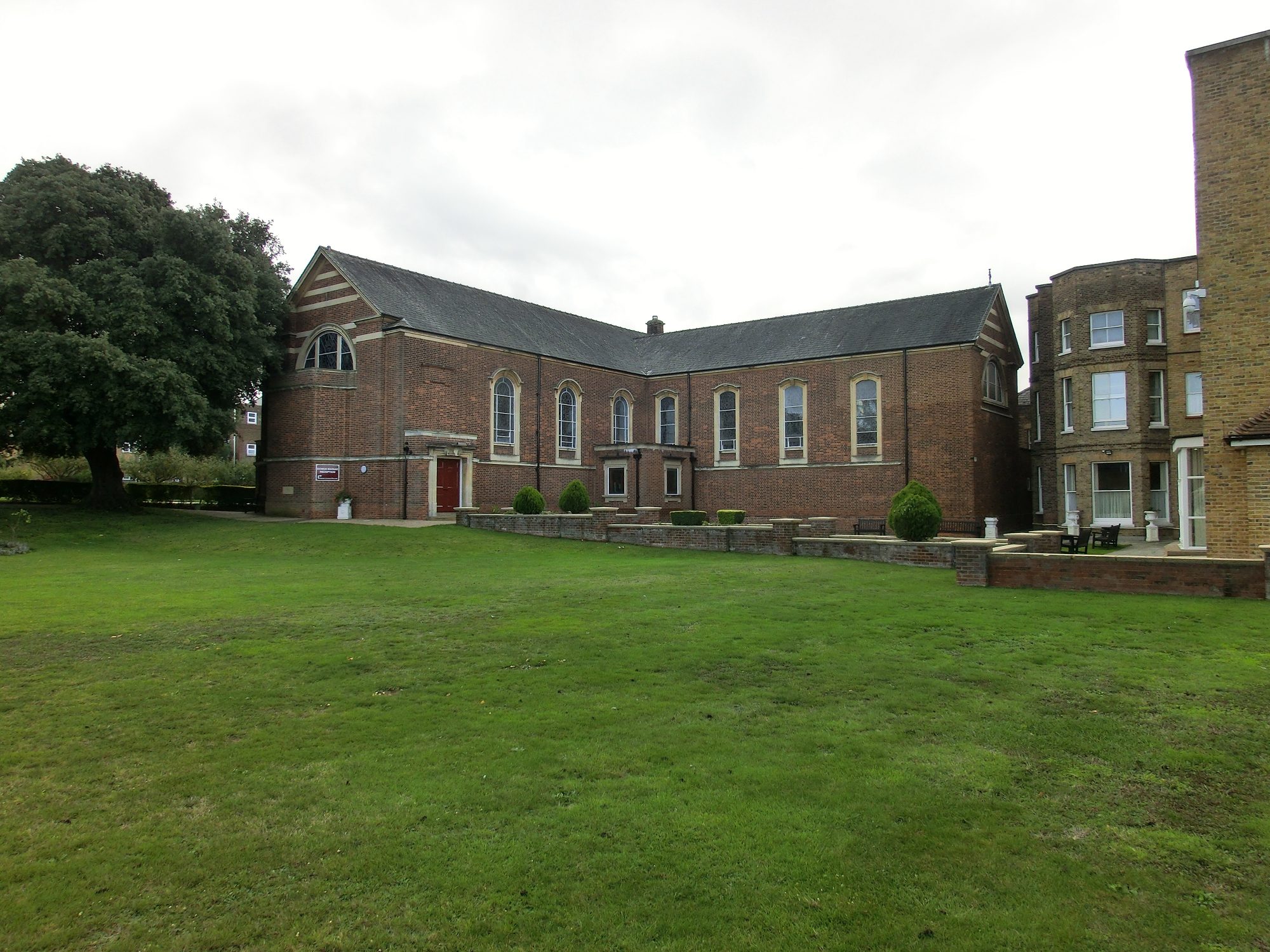 Chigwell Convent Chapel listed – The Twentieth Century Society