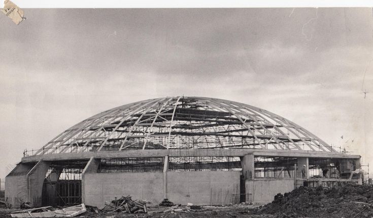 Live Forever: Swindon’s Oasis Leisure Centre listed Grade II – The ...