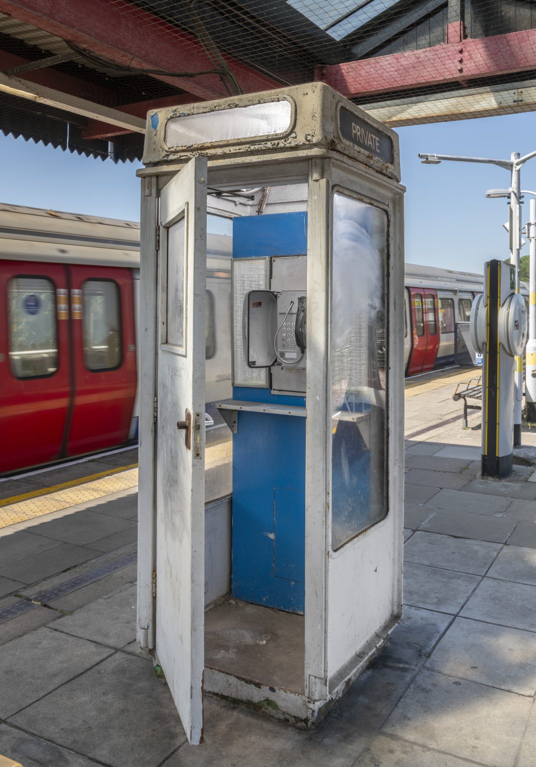 Hold the line: Four more K8 kiosks listed – The Twentieth Century Society