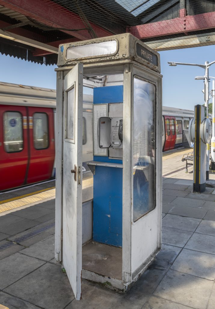 Hold the line: Four more K8 kiosks listed – The Twentieth Century Society