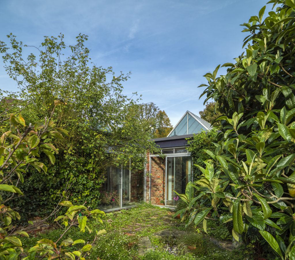 ‘Last of the English follies’: Listing for rare Georgie Wolton house ...